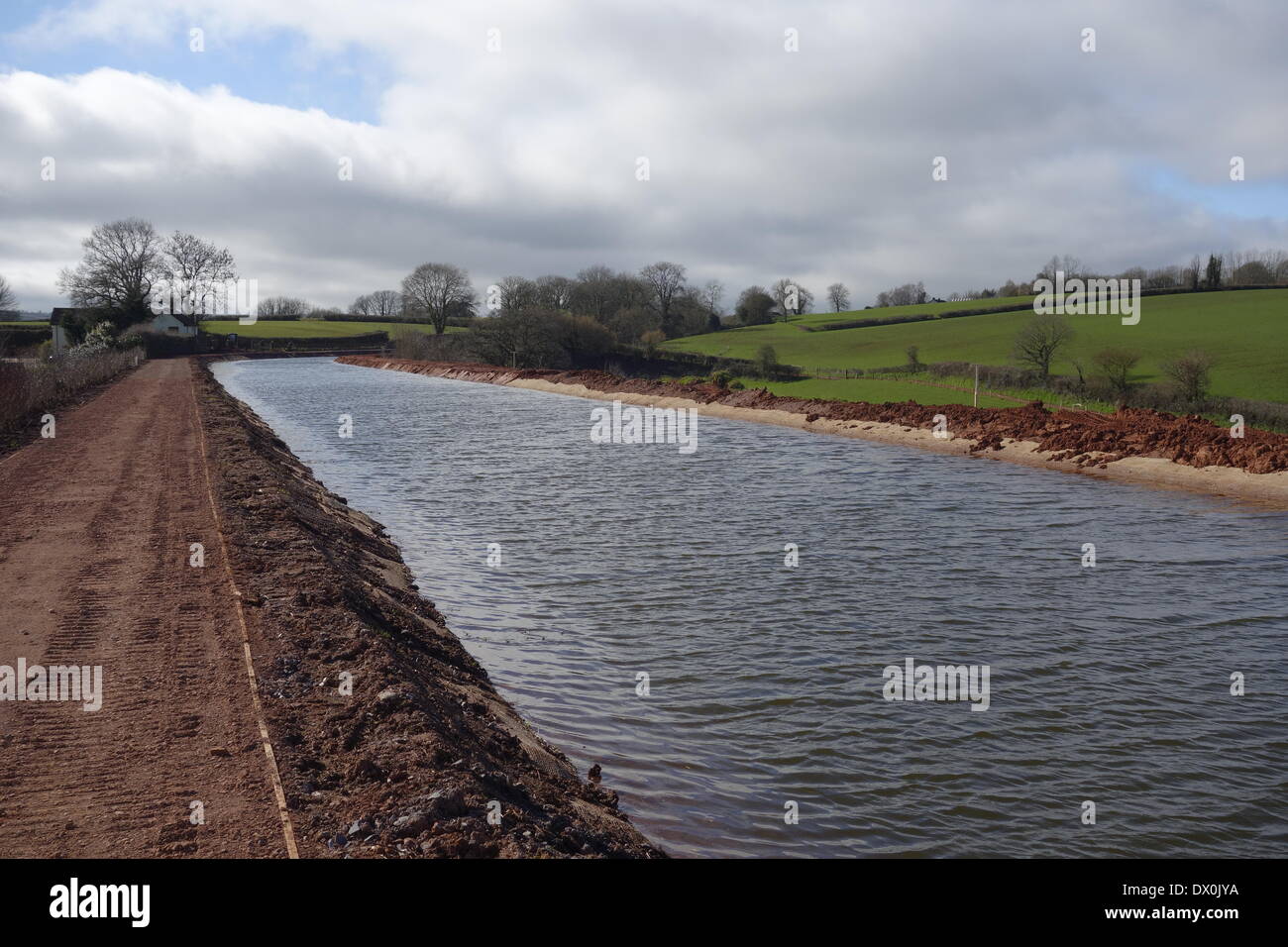 Set to reopen hi-res stock photography and images - Alamy