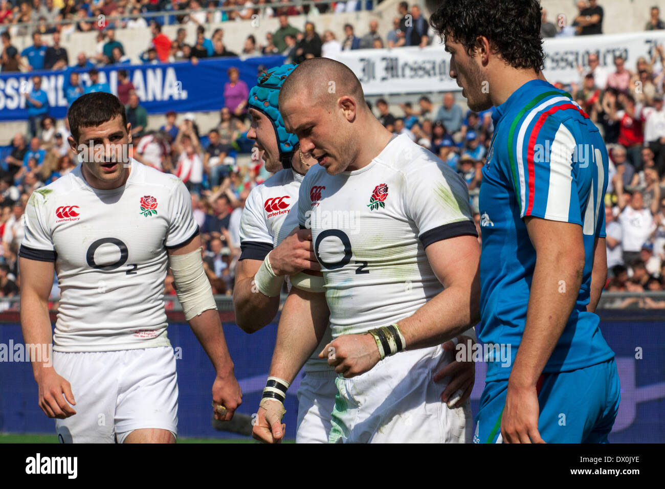 Nations team hi-res stock photography and images - Alamy