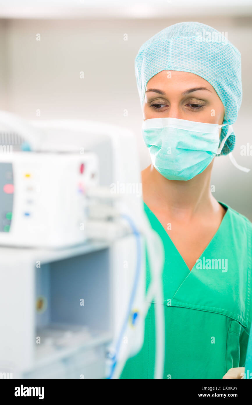 Operation machine hi-res stock photography and images - Alamy