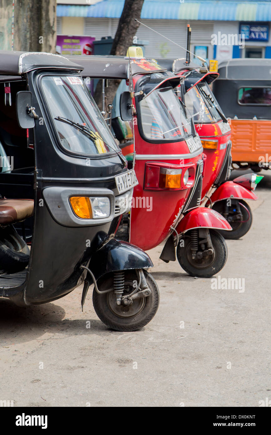 Motor rickshaws hi-res stock photography and images - Alamy