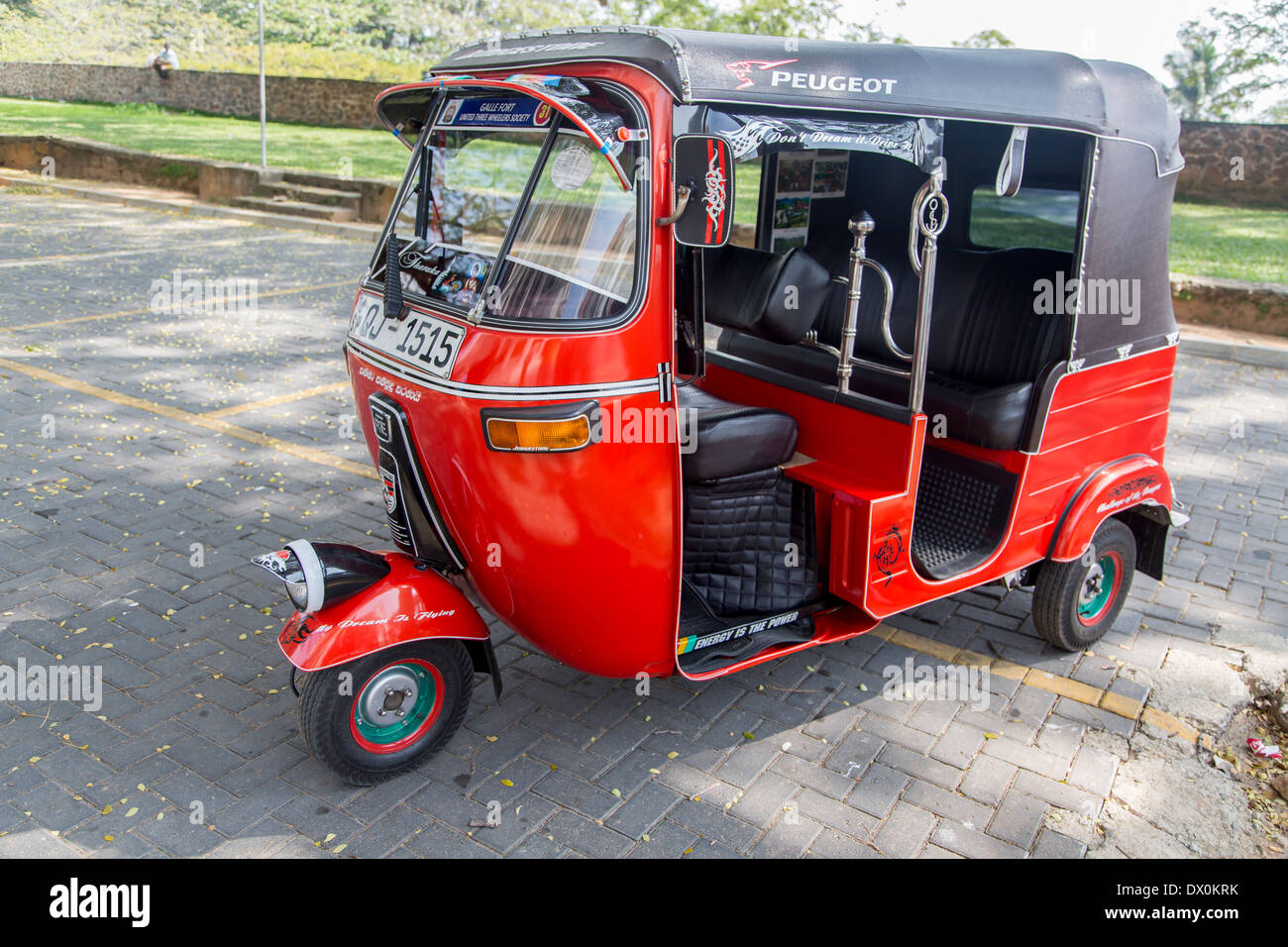 Work rickshaw auto hi-res stock photography and images - Alamy