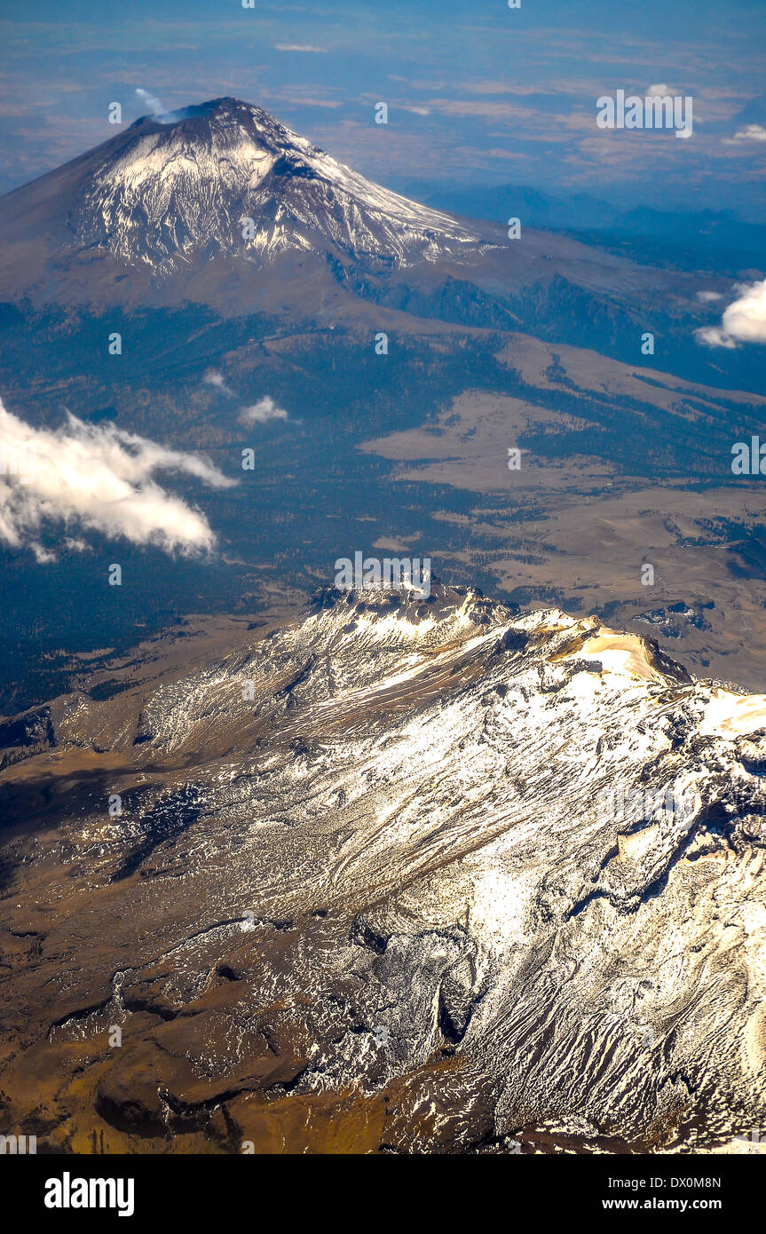 Aerial view of Popocatepetl volcano near Mexico City Stock Photo - Alamy