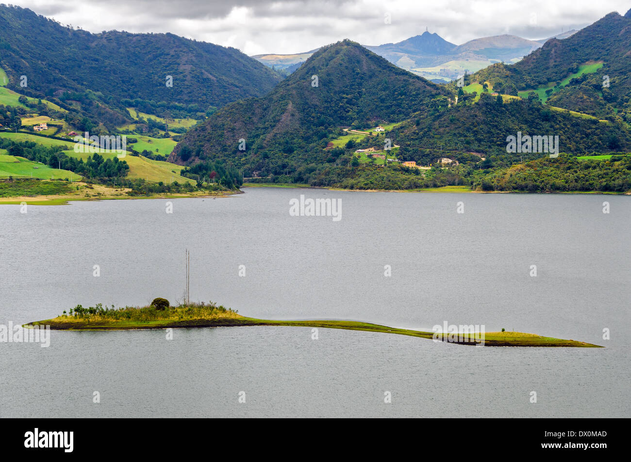 Colombia lake hi-res stock photography and images - Alamy