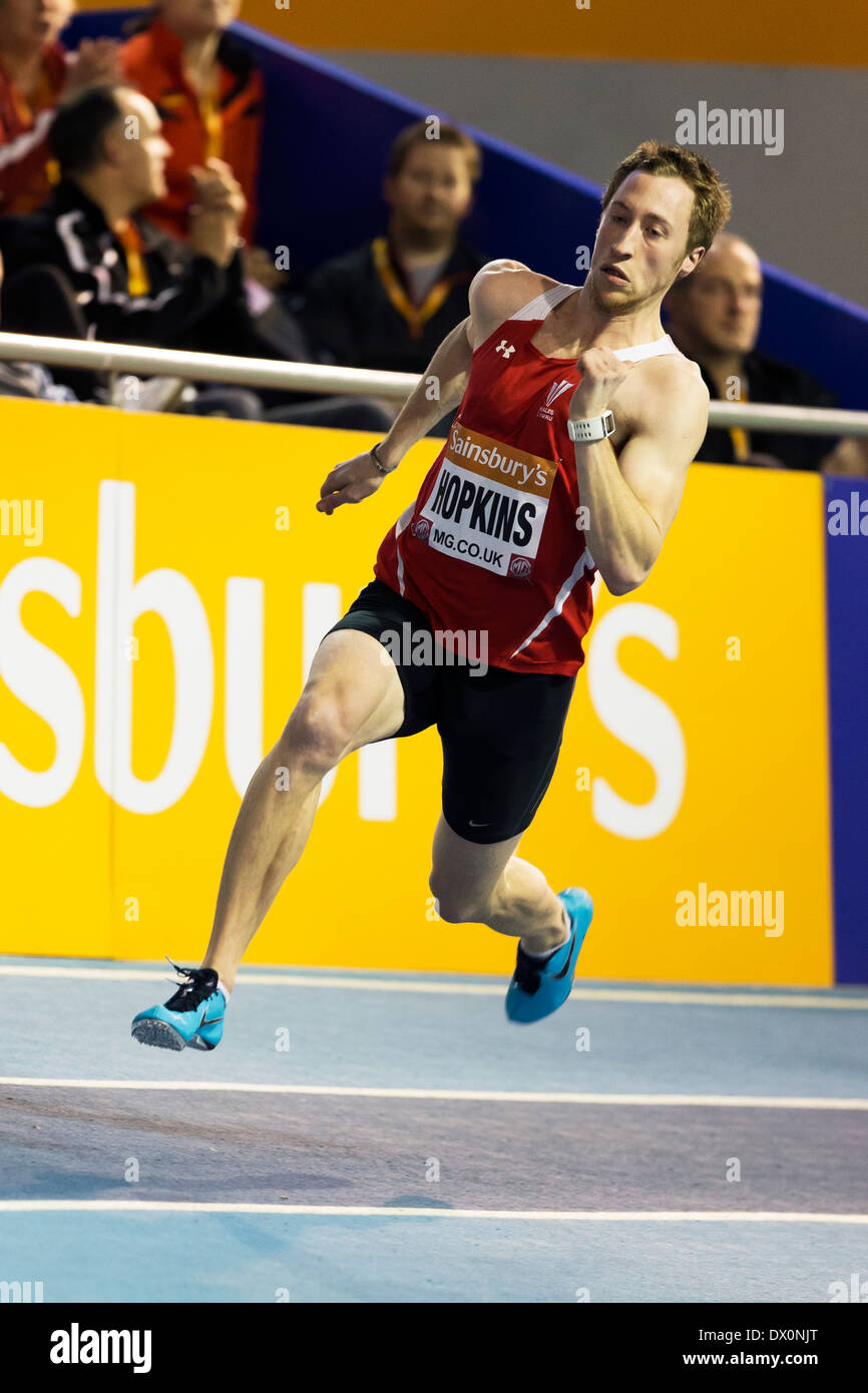 200 meter run hi-res stock photography and images - Alamy