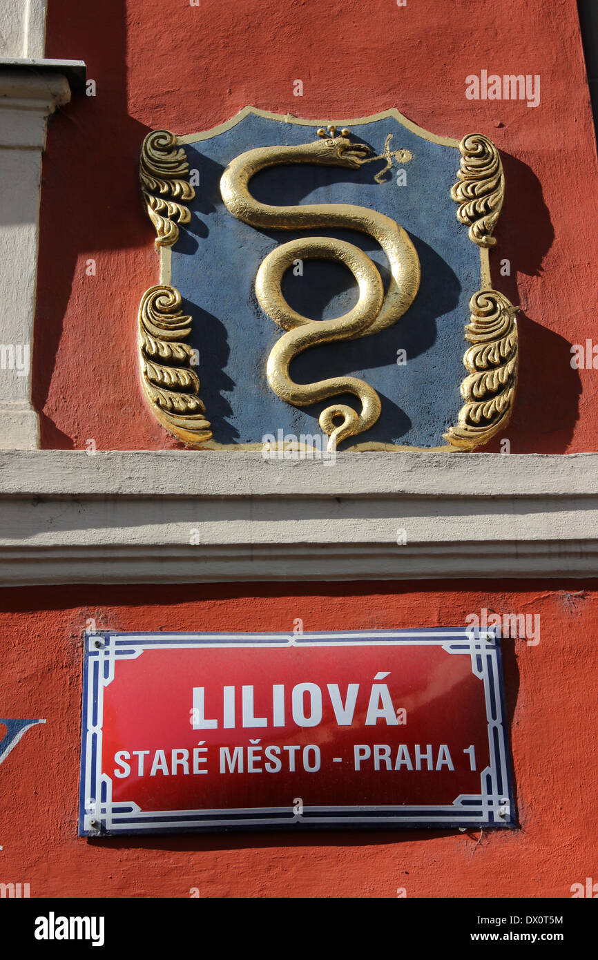 Prague street sign hi-res stock photography and images - Alamy