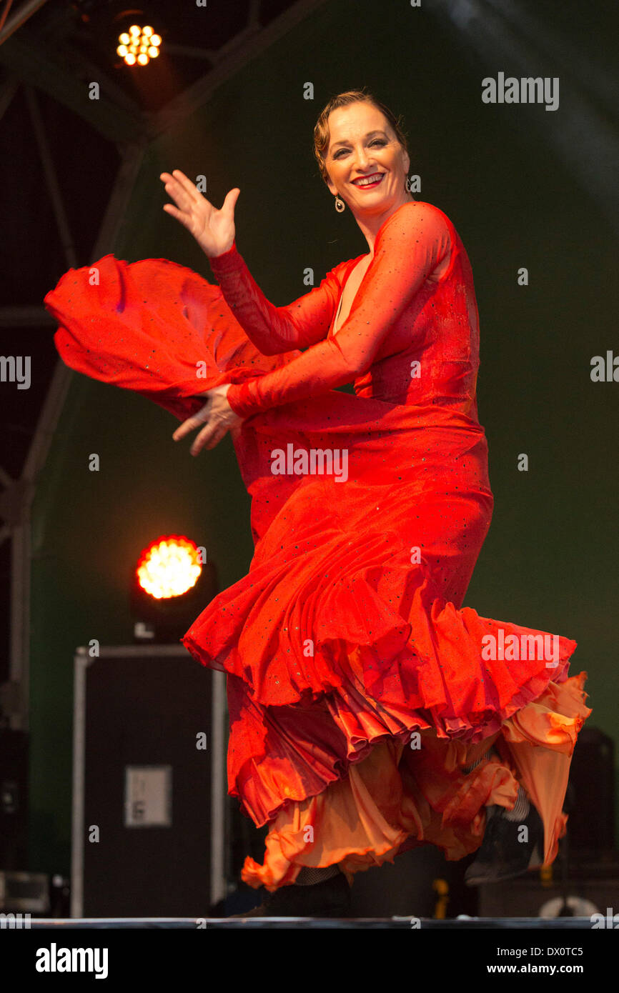 Michael flatley riverdance hi-res stock photography and images - Alamy
