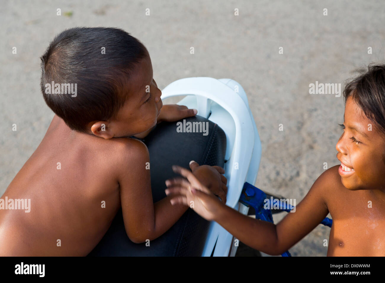 Sea gypsy kids on hi-res stock photography and images - Alamy