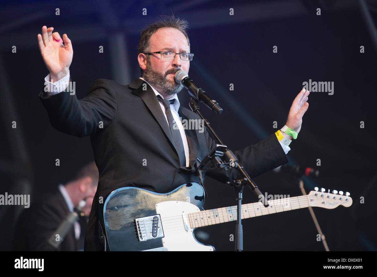 London, UK. 16th Mar, 2014. Singer of the Late Late Show House Band on ...
