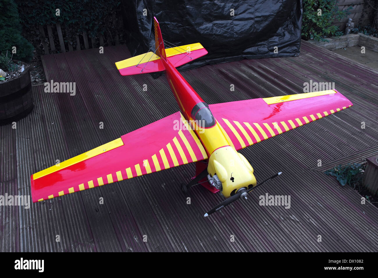 Model aircraft hi-res stock photography and images - Alamy