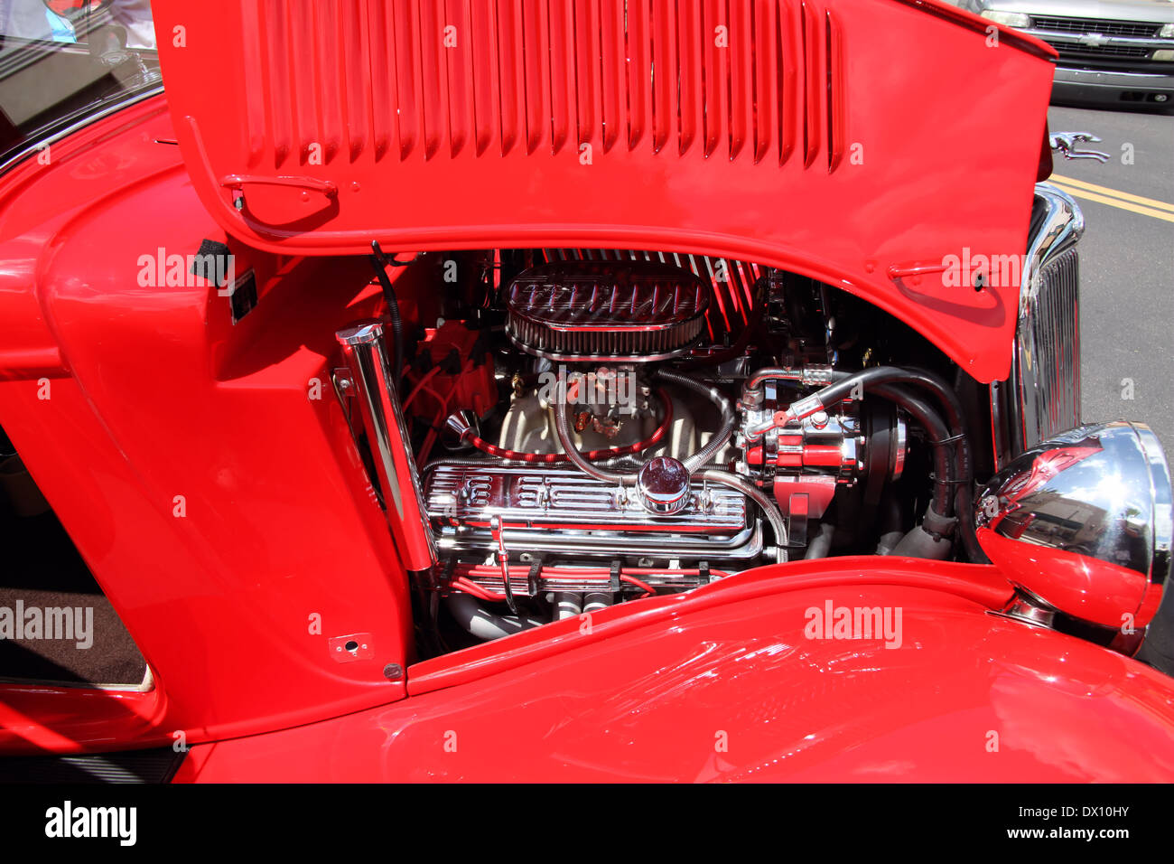 Engine compartment classic car hi-res stock photography and images - Alamy
