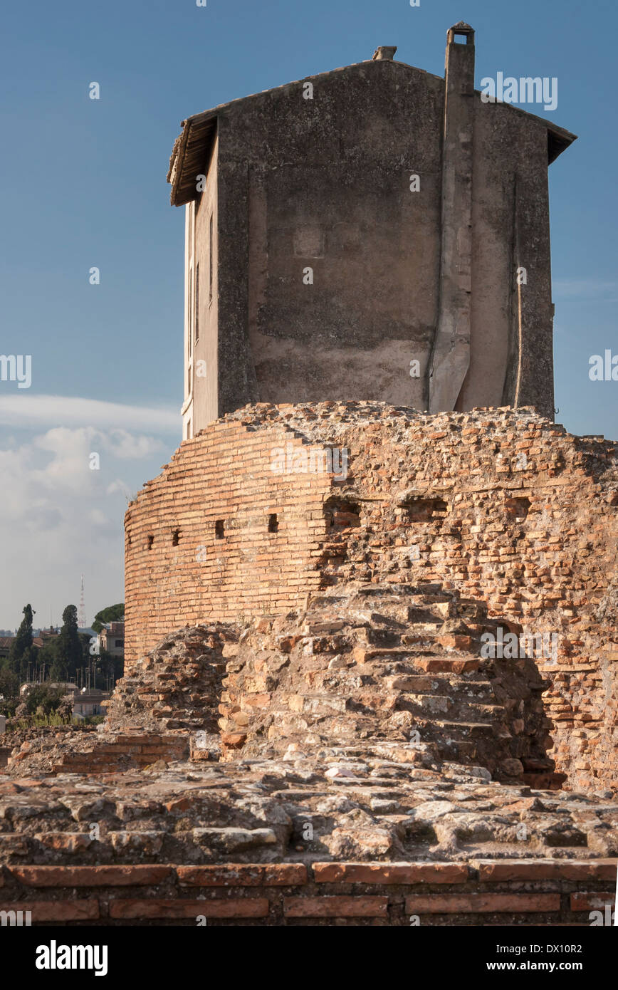 World famous historic ancient Roman ruins in Rome (Roma), capital city ...