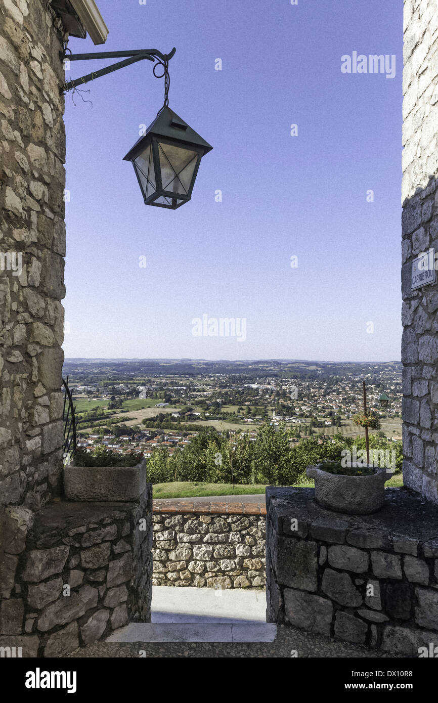 Quercy architecture hi-res stock photography and images - Alamy
