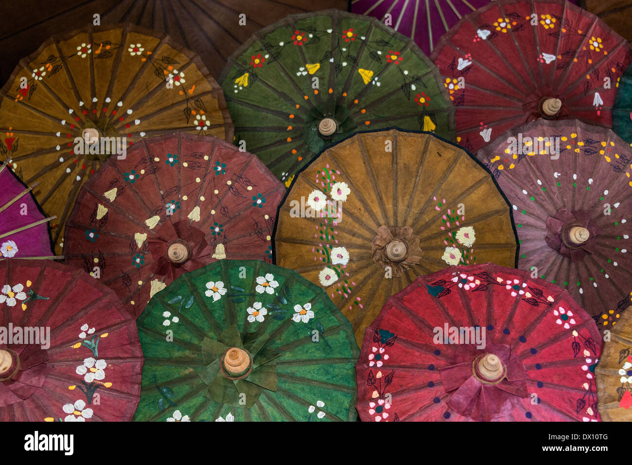 Paper parasols hi-res stock photography and images - Alamy