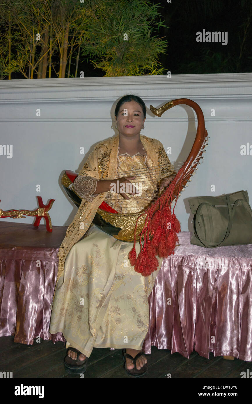 Burmese harp hi-res stock photography and images - Alamy