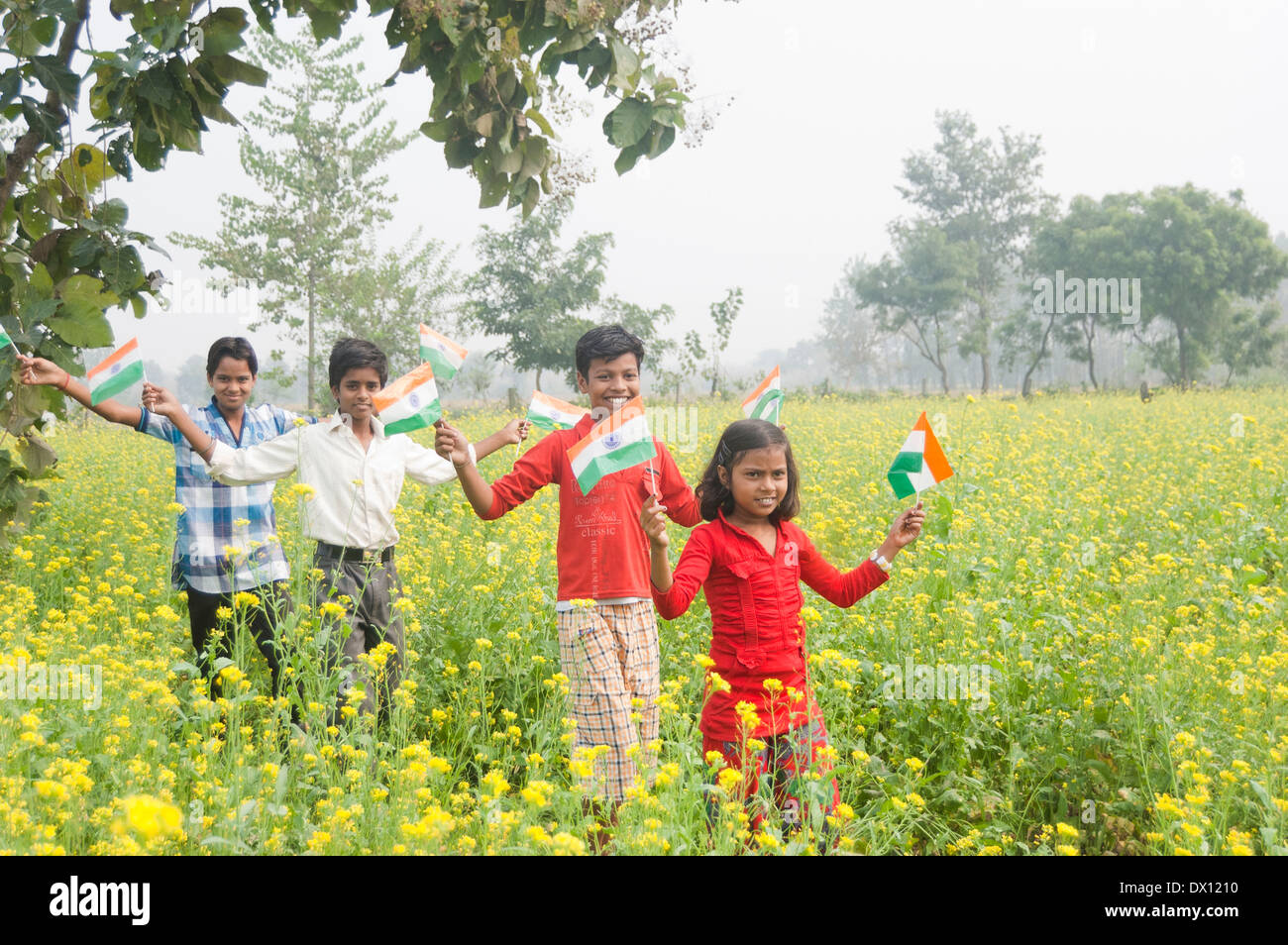 Indian rural kids farm standing hi-res stock photography and images - Alamy