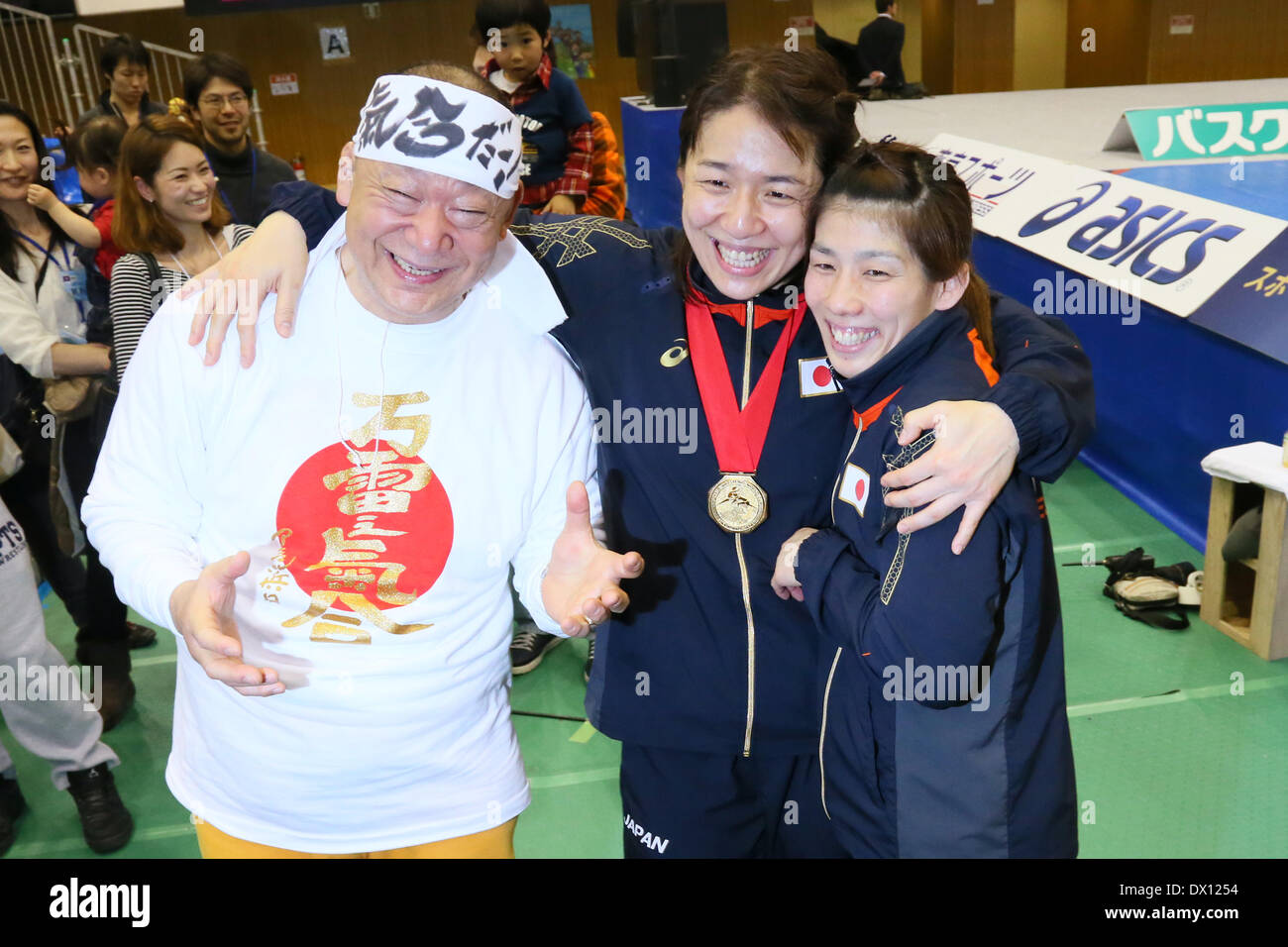 Animal hamaguchi hi-res stock photography and images - Alamy