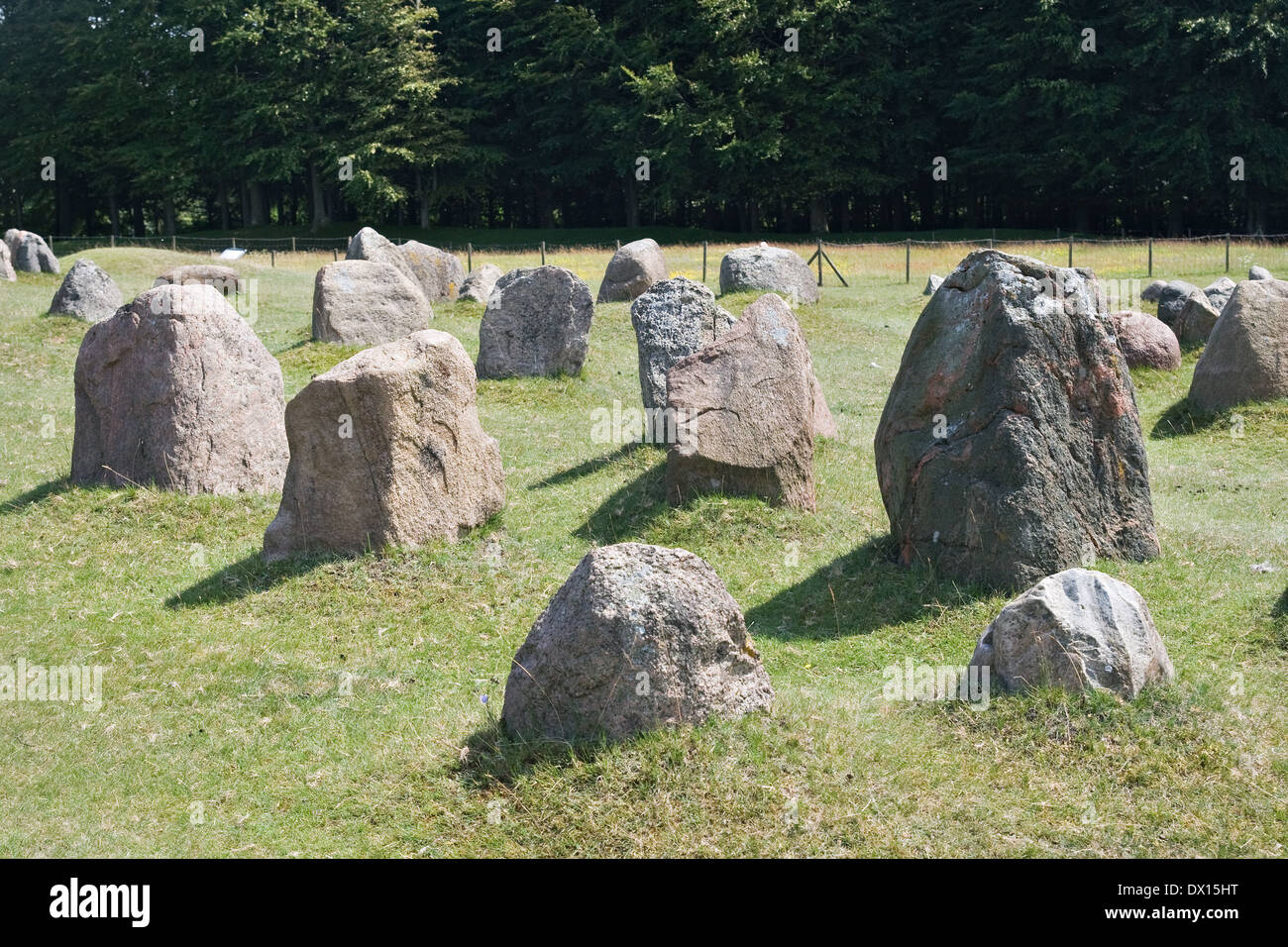 Ancient prehistoric graves hi-res stock photography and images - Alamy
