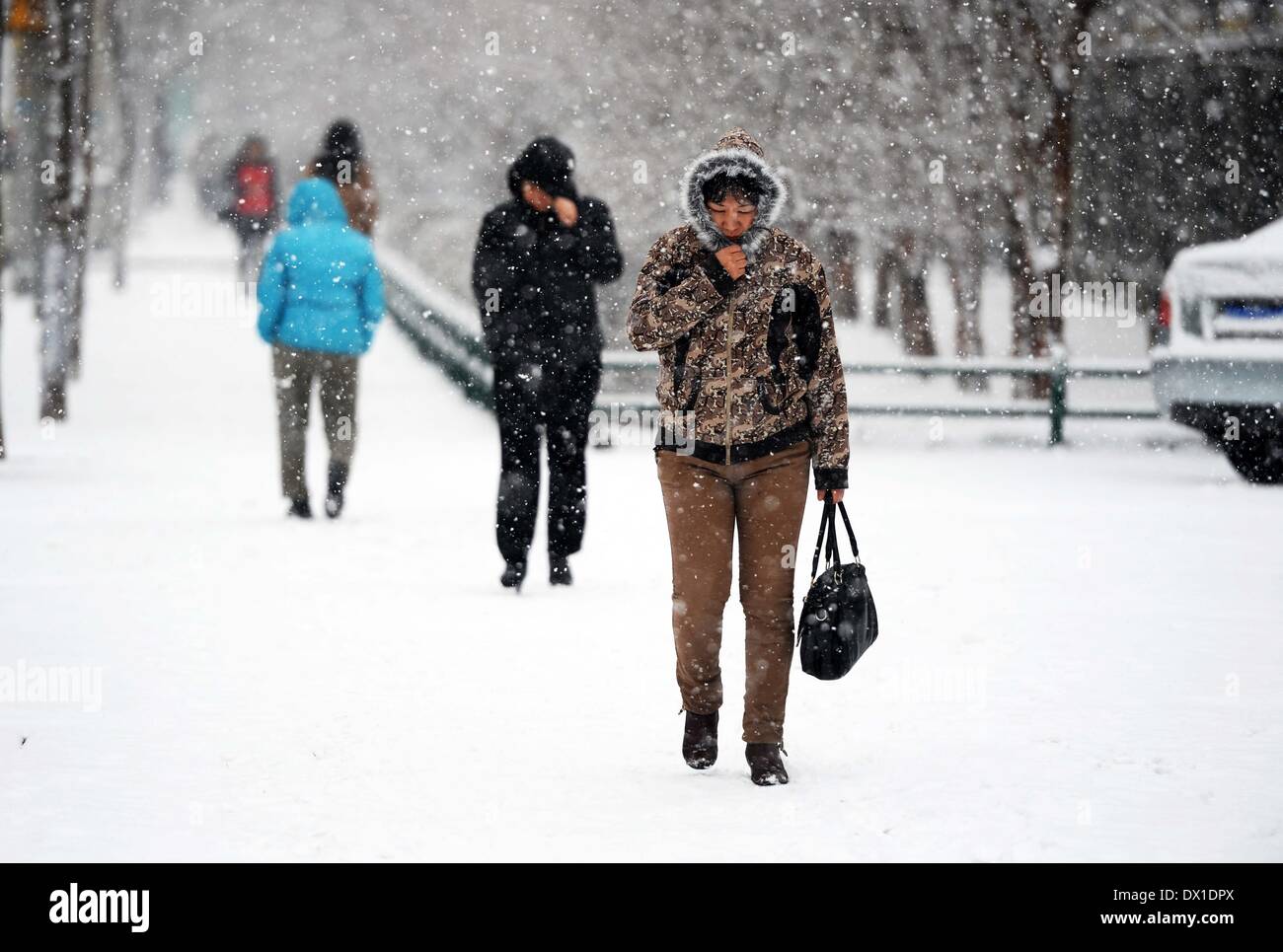 Harbin snow road hi-res stock photography and images - Alamy