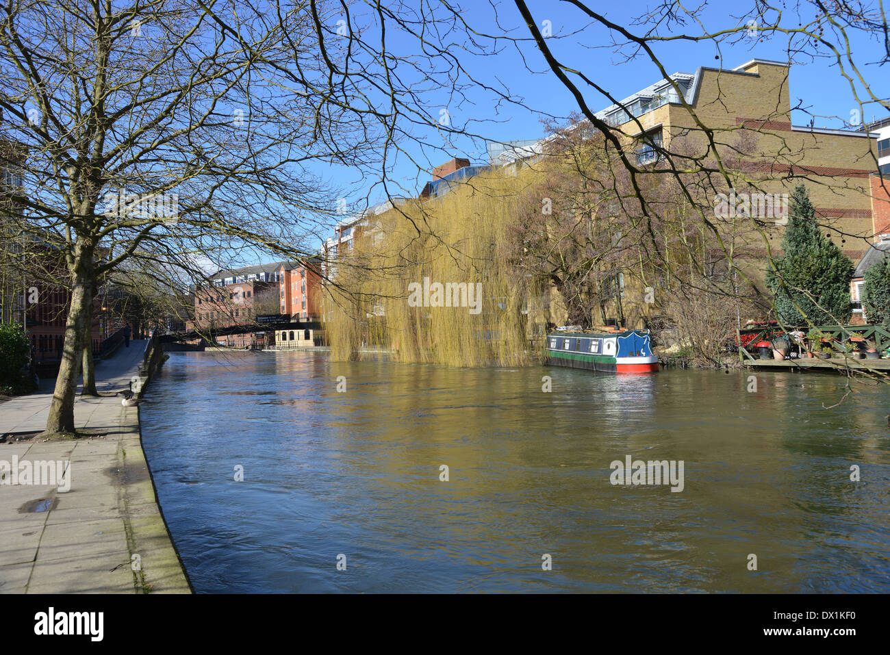 Berkshire river kennet hi-res stock photography and images - Alamy