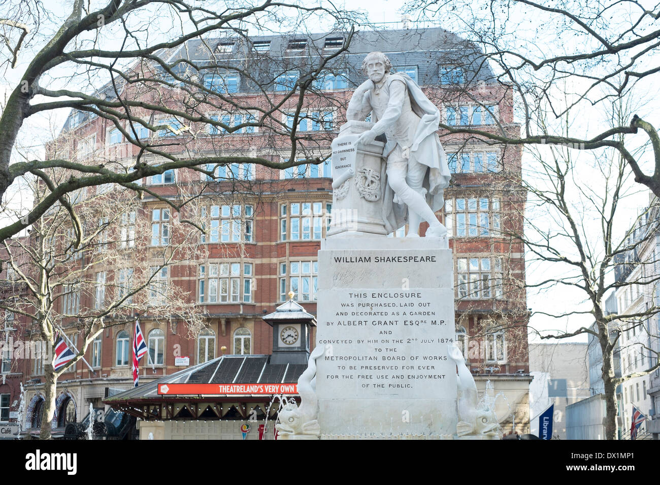 LONDON, UK - MARCH 14: Statue of William Shakespeare in water fountain ...