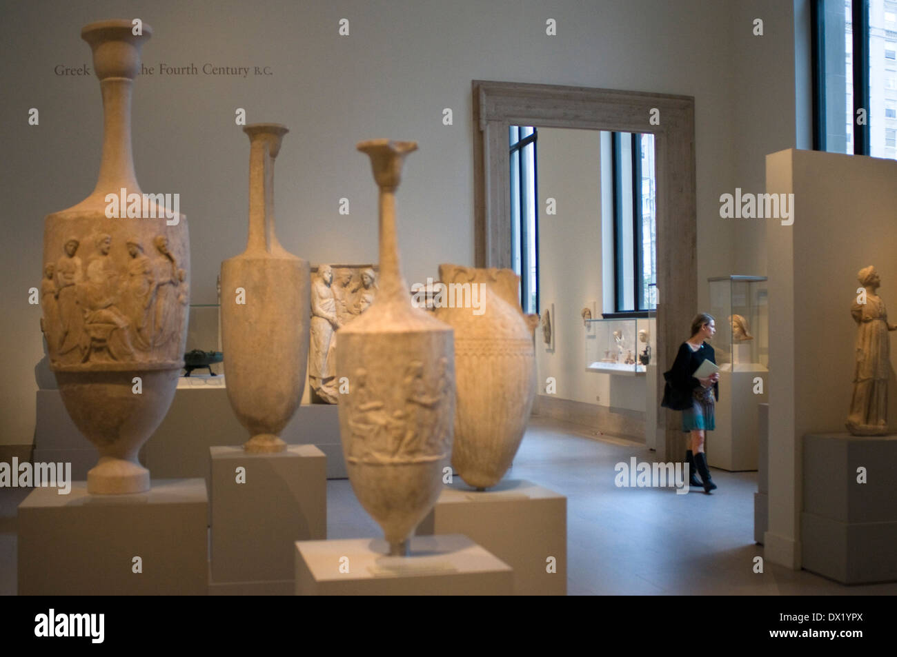 Greek 4th century bc vase hi-res stock photography and images - Alamy