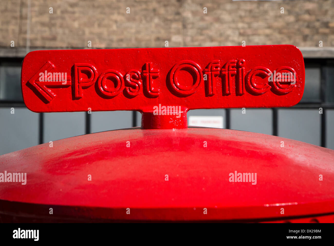 Royal mail post box on hi-res stock photography and images - Alamy