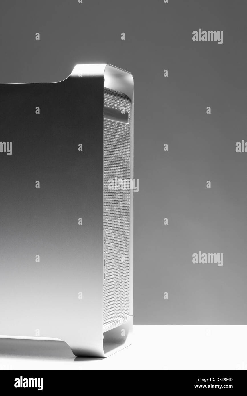 Desktop computer hi-res stock photography and images - Alamy