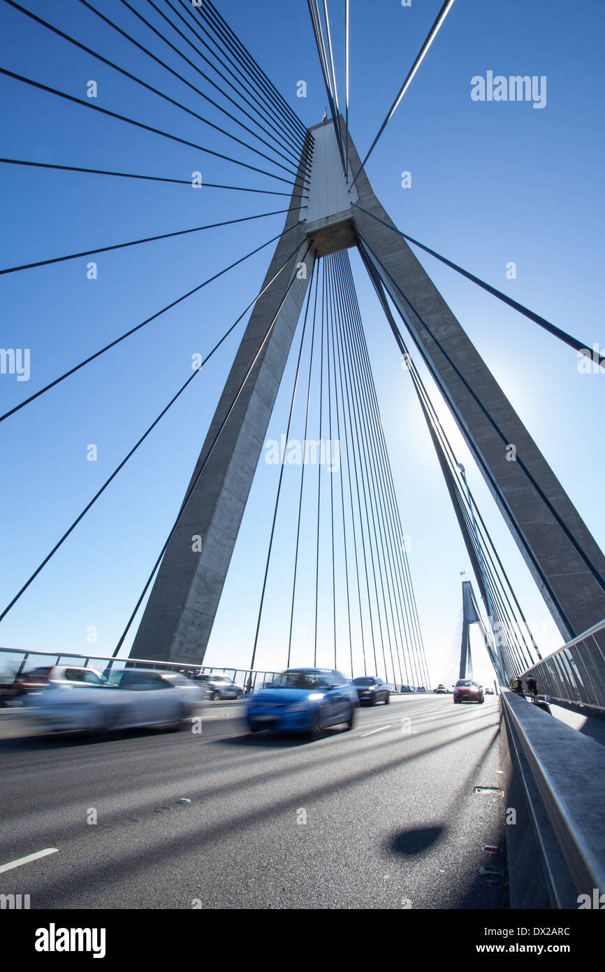 Movement cars on bridge in hi-res stock photography and images - Alamy