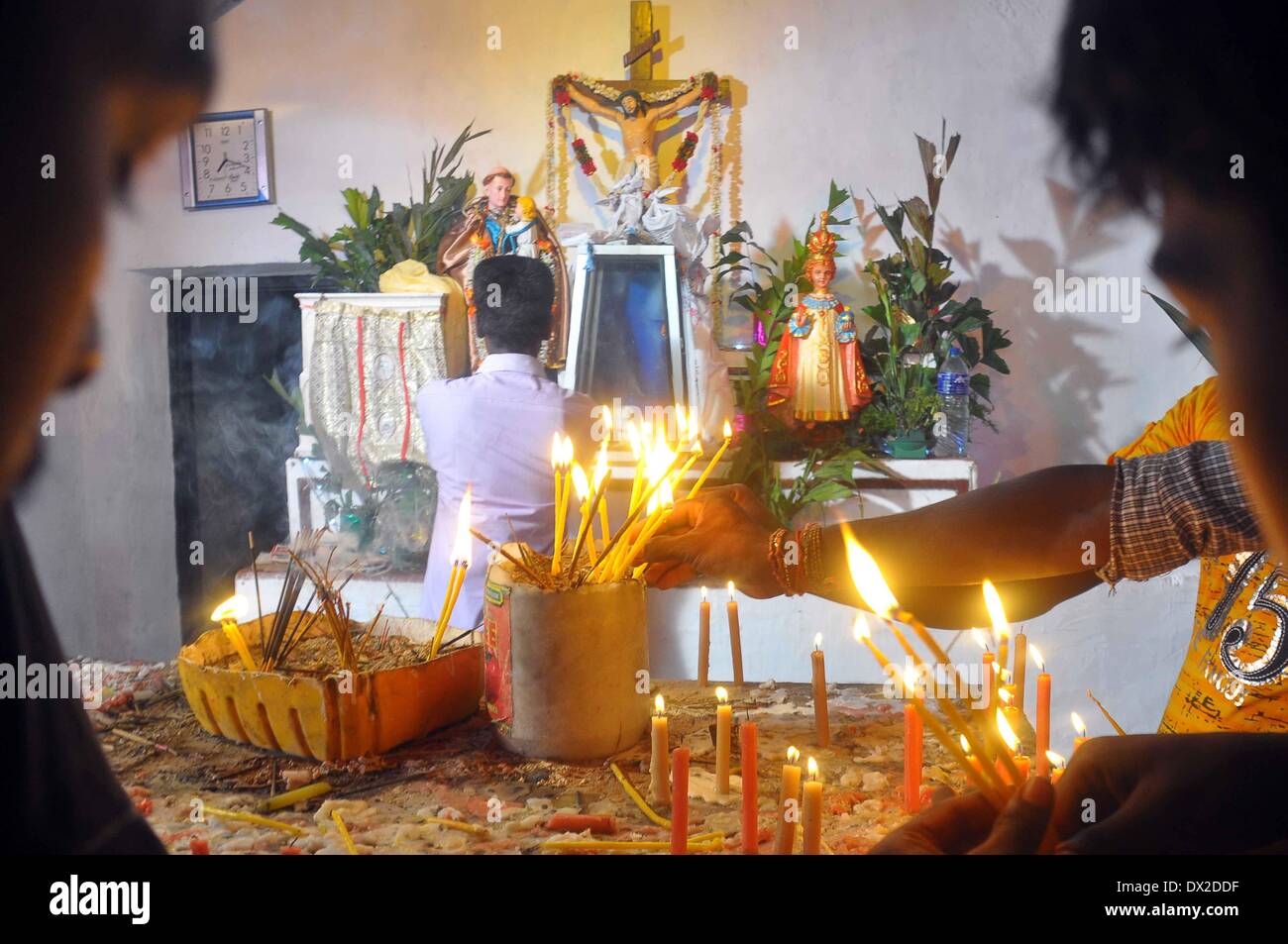 Sri lanka pilgrimage church hi-res stock photography and images - Alamy