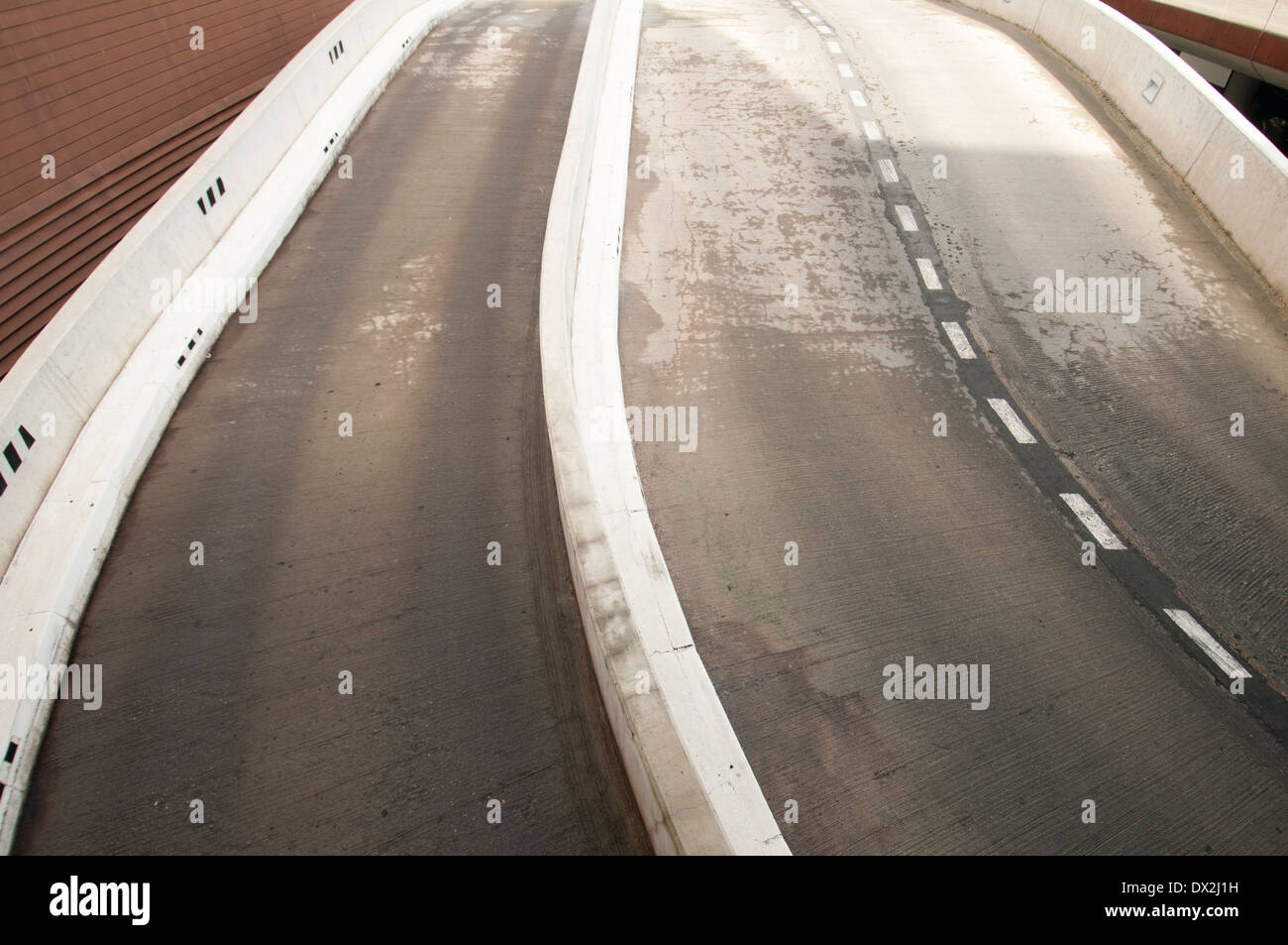 Spiral concrete ramp hi-res stock photography and images - Alamy