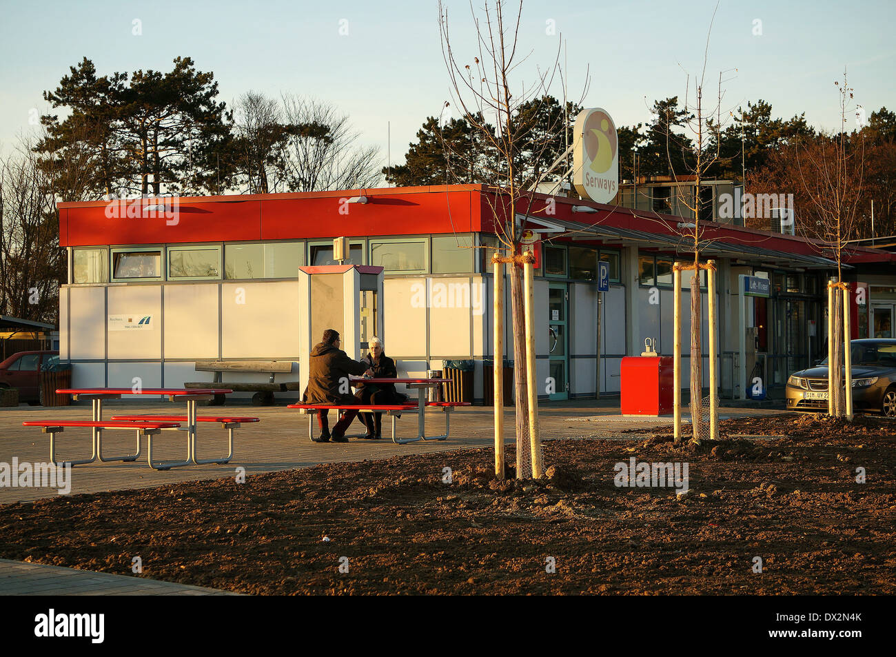 Highway exit sign advertising fast food hi-res stock photography and ...