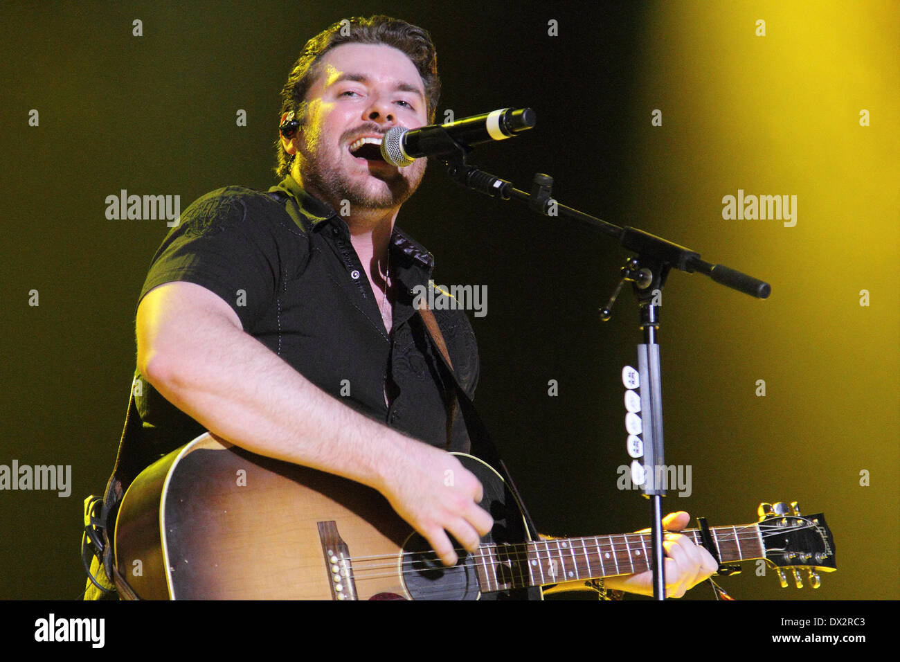 Martina mcbride young hi-res stock photography and images - Alamy