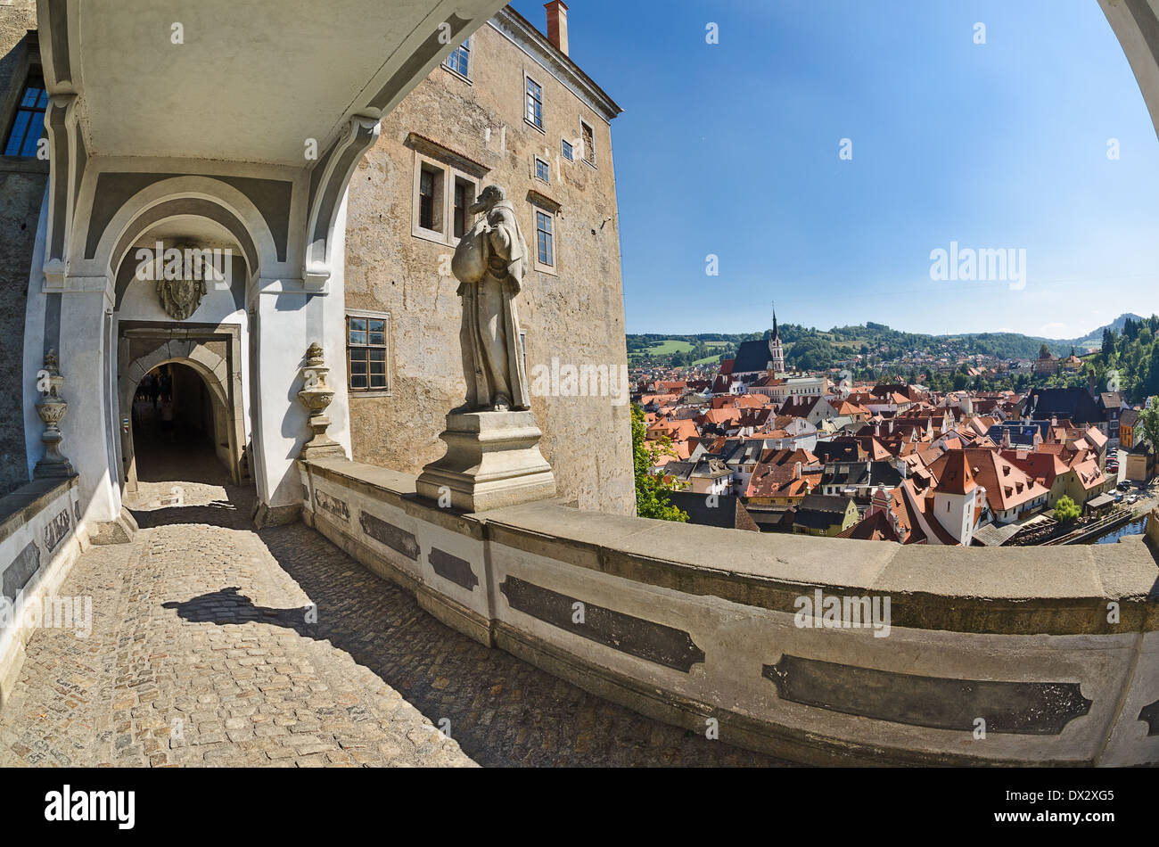 Ancient high rise building gothic architecture hi-res stock photography ...