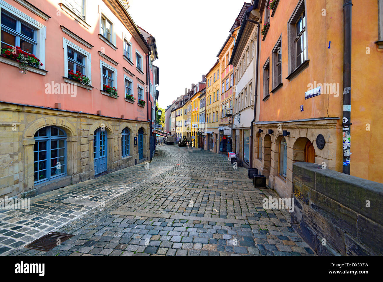 Noteworthy streets hi-res stock photography and images - Alamy