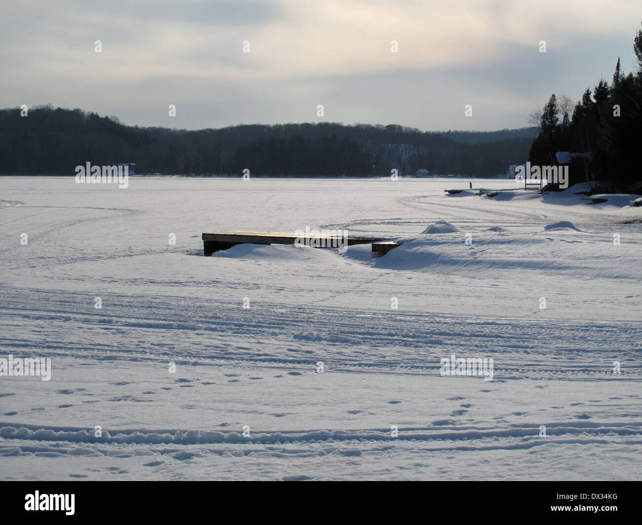 Lake of bays muskoka winter hi-res stock photography and images - Alamy