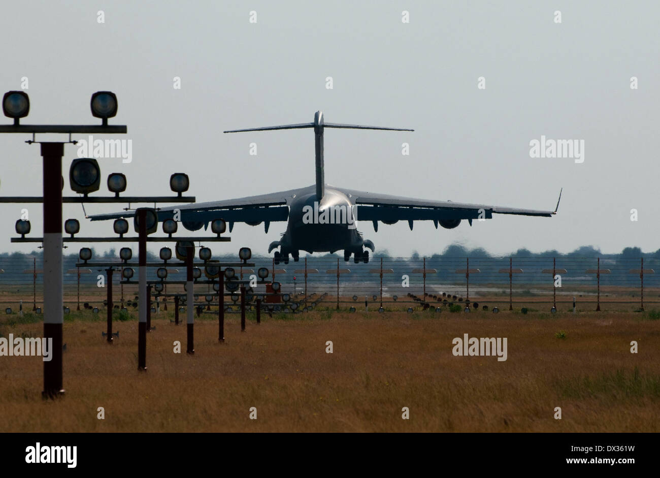 Globemaster iii hi-res stock photography and images - Alamy