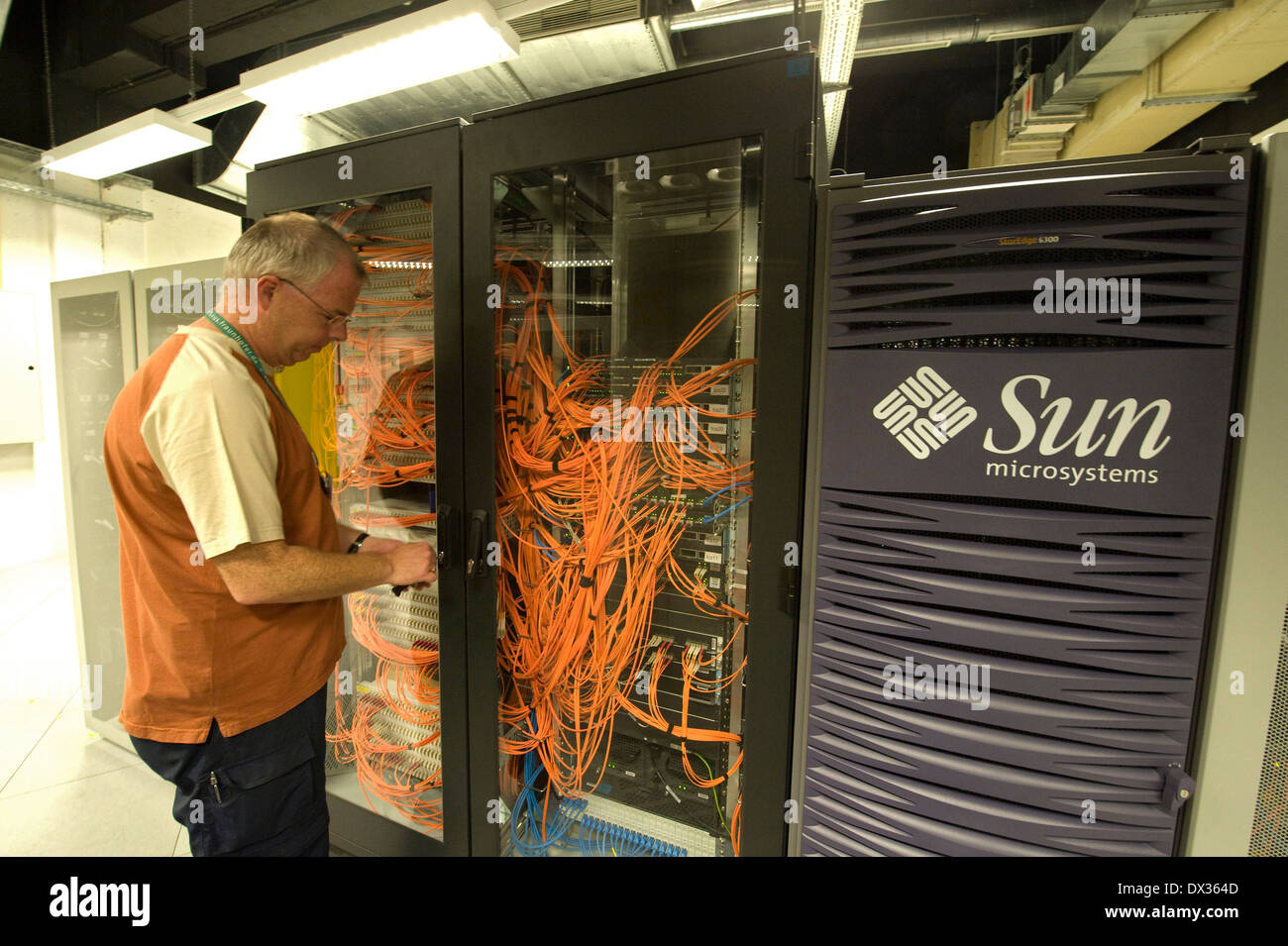 High performance computers hi-res stock photography and images - Alamy