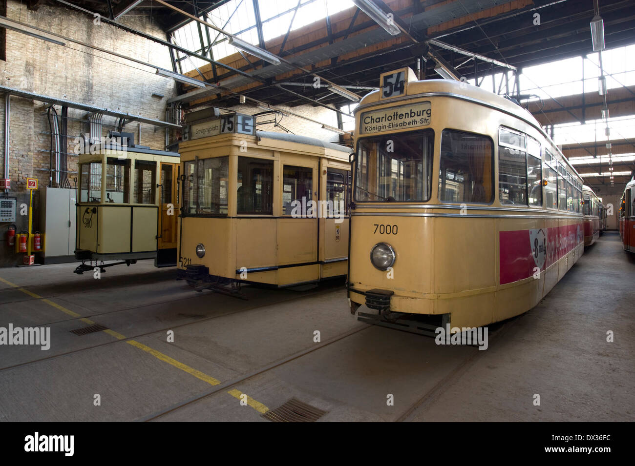 Cable car depot hi-res stock photography and images - Alamy