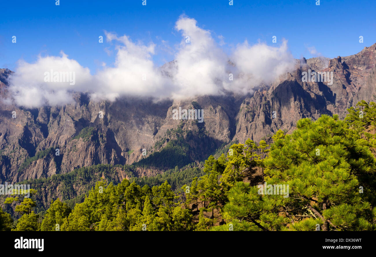 Parque nacional caldera de taburiente hi-res stock photography and ...