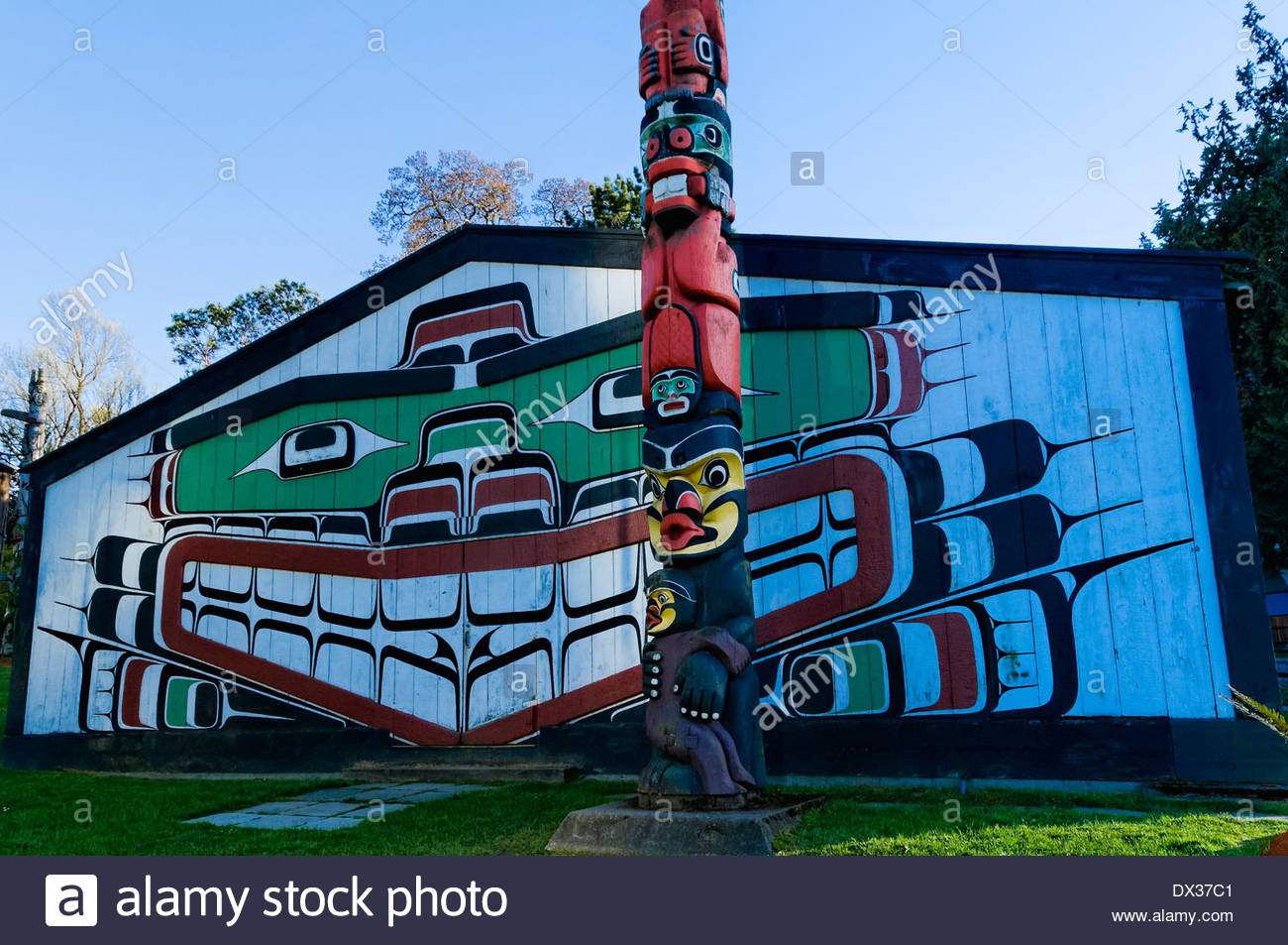 Mungo Martin Longhouse Victoria British Columbia Stock Photos & Mungo ...
