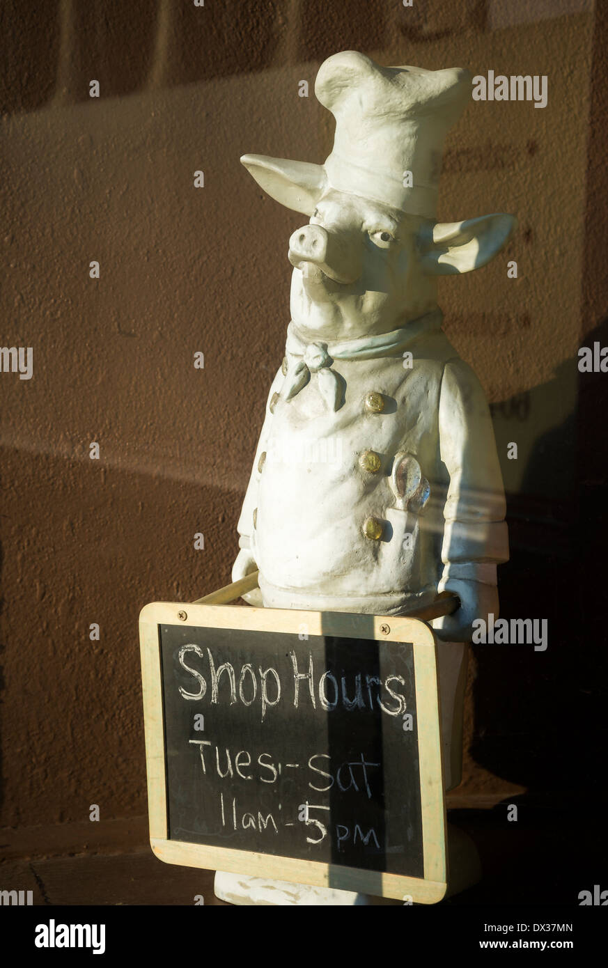 butcher shop chef pig sign Stock Photo - Alamy