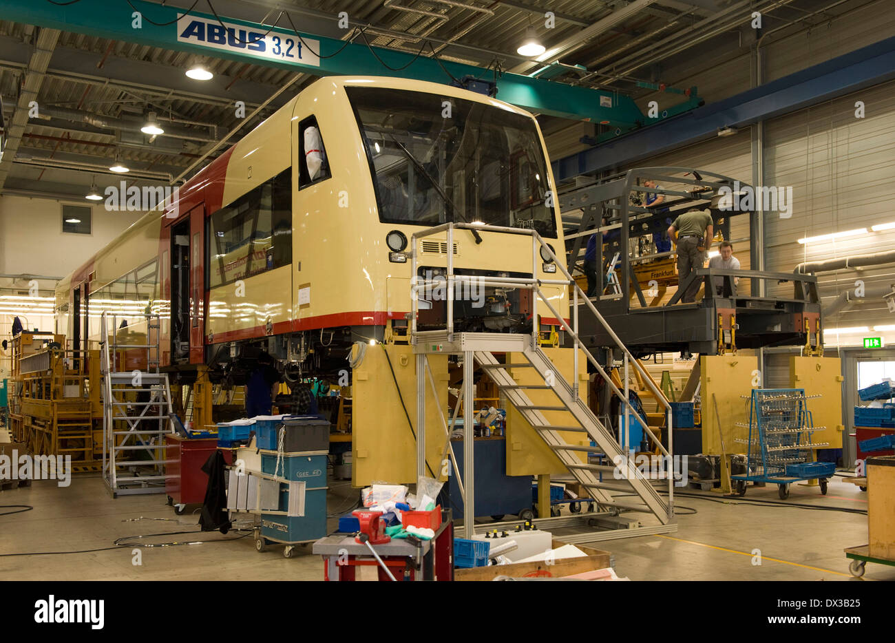 Motor vehicle assembly plant hi-res stock photography and images - Alamy