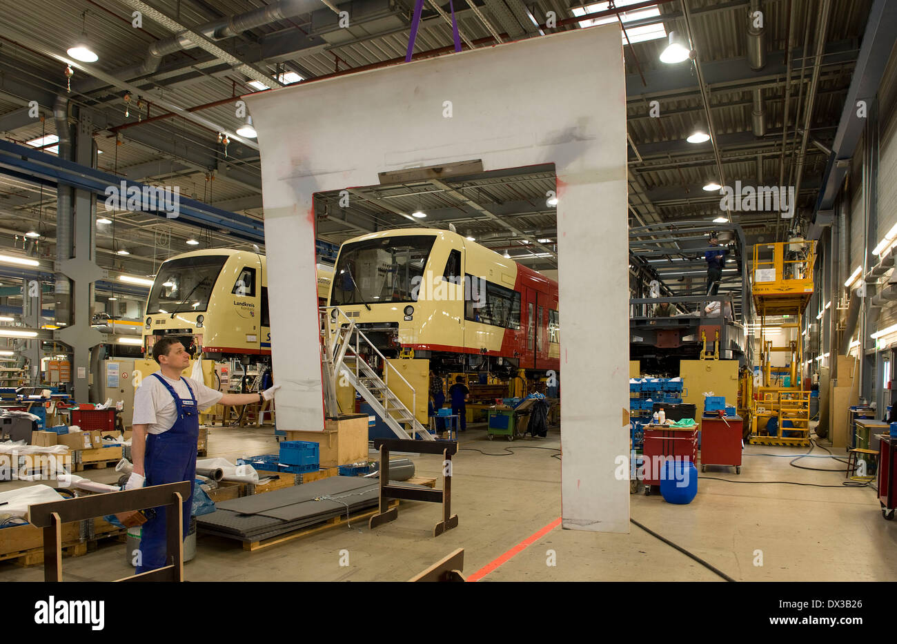 Motor vehicle assembly hi-res stock photography and images - Alamy