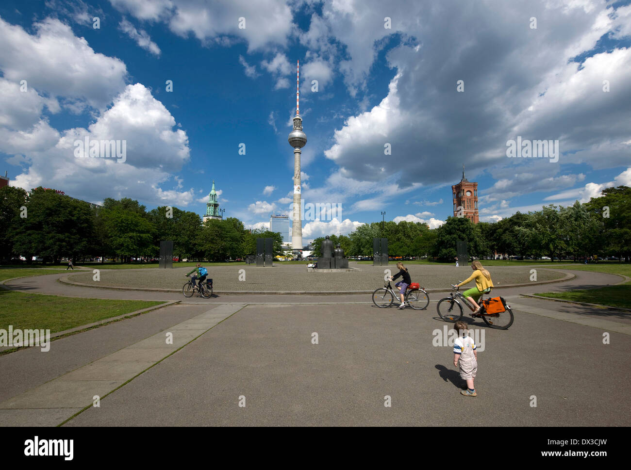 Marx And Engels High Resolution Stock Photography and Images - Alamy