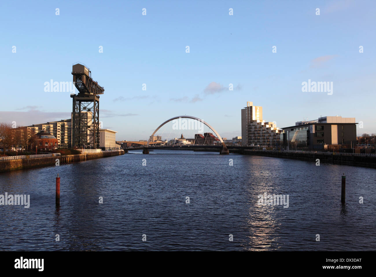 River clyde clydeport crane hi-res stock photography and images - Alamy