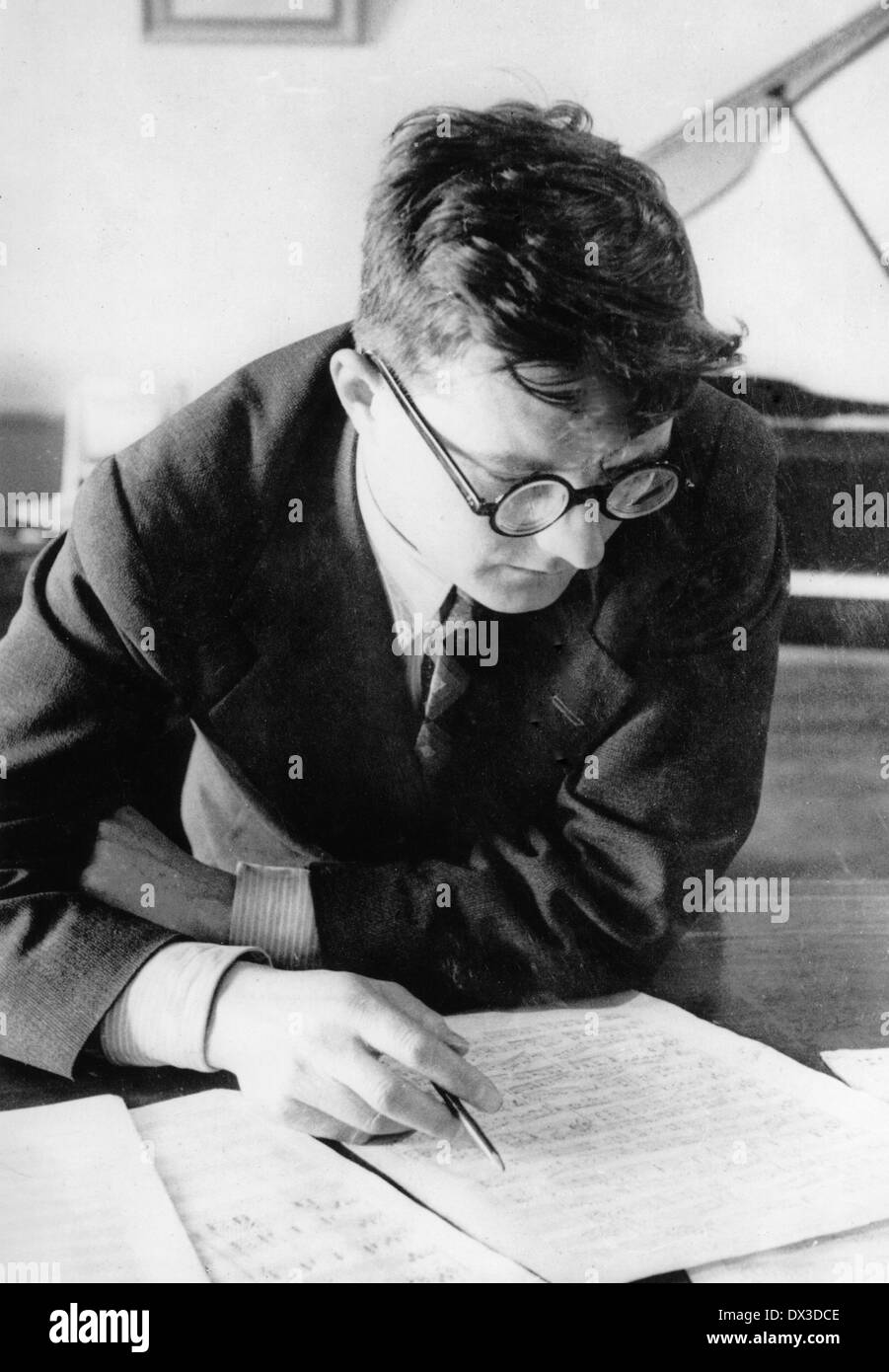 Dmitri shostakovich hi-res stock photography and images - Alamy