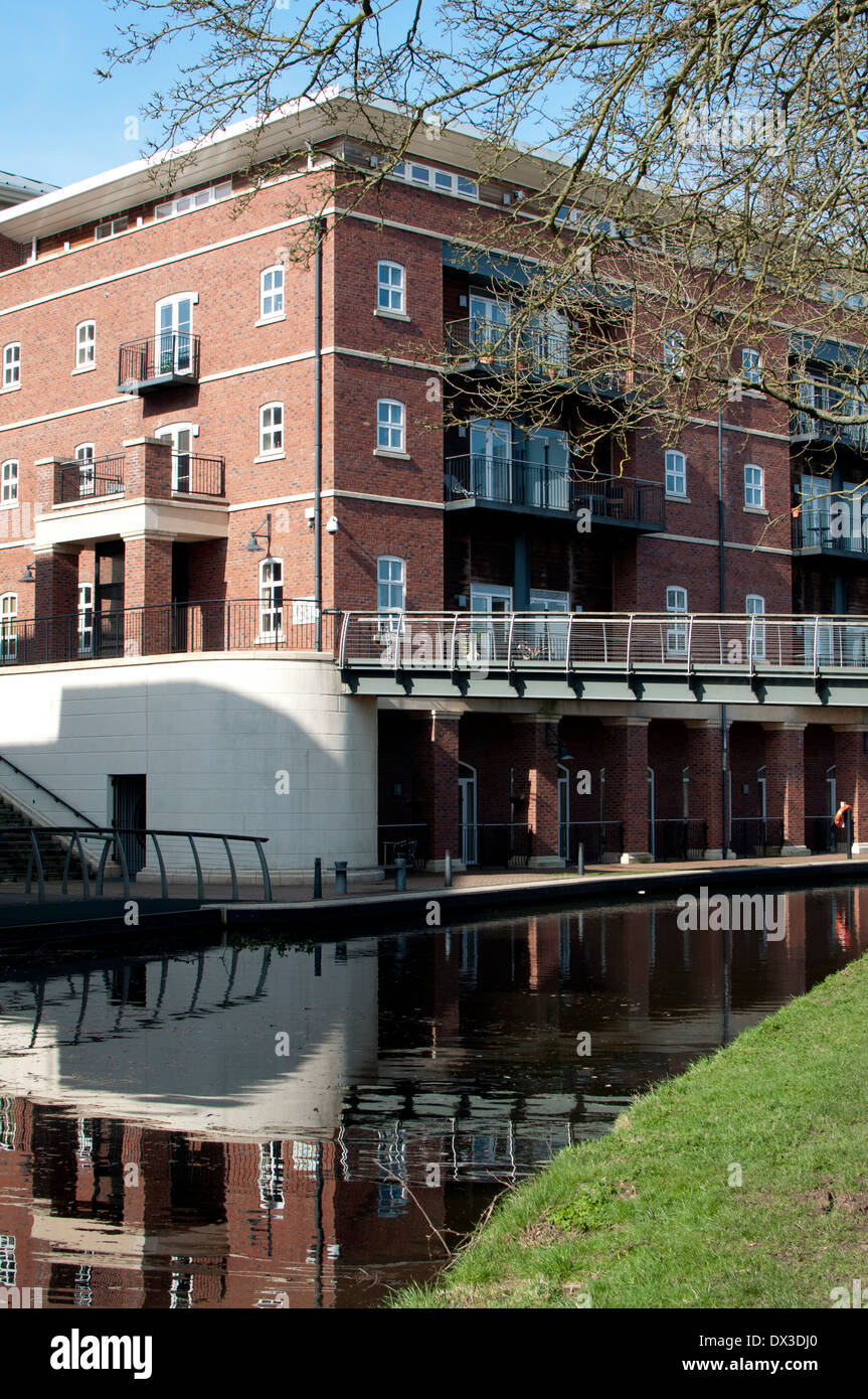 Stratford upon avon canal solihull hi-res stock photography and images ...
