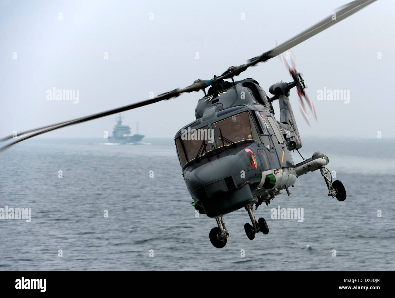Helicopter board hi-res stock photography and images - Alamy