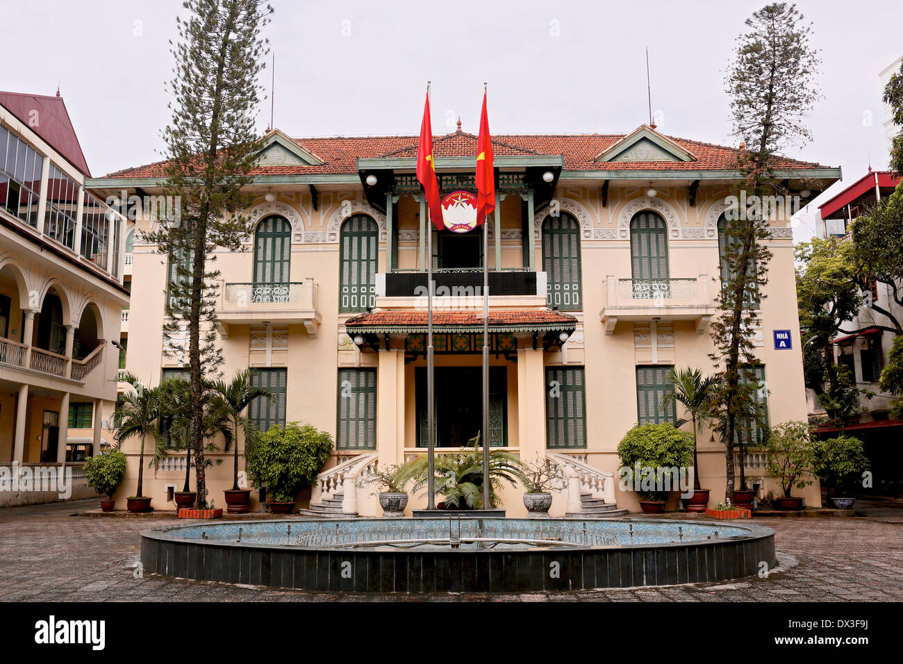 Vietnamese fatherland front hi-res stock photography and images - Alamy