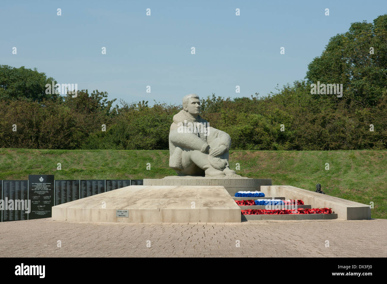 The RAF Memorial at Capel-le-Ferne Kent England UK Stock Photo - Alamy